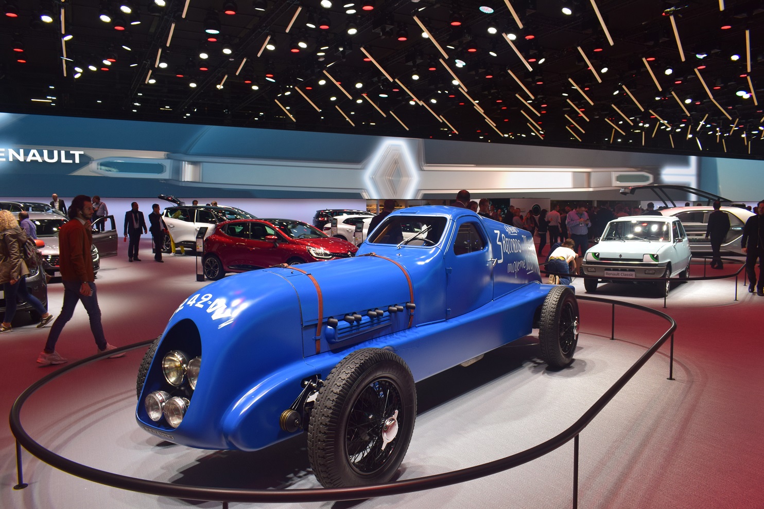 The local champions of the Paris Car show in Palais 1 - Egzostive