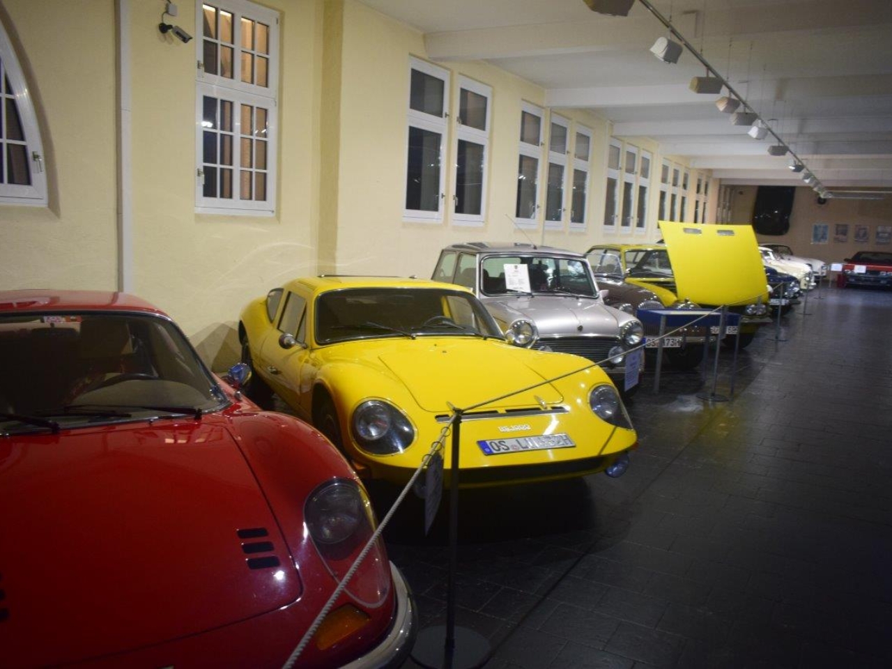 Lightning visit at the Automuseum Melle – witnessing history on wheels ...