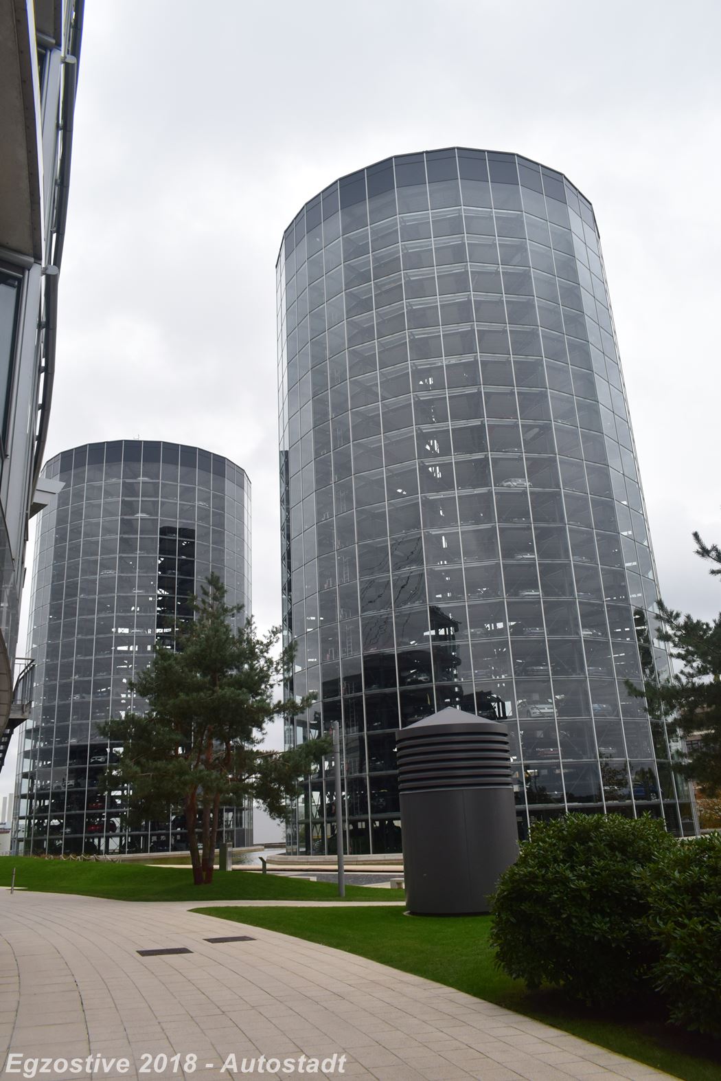 The two towers of Wolfsburg will make you spin around - Egzostive
